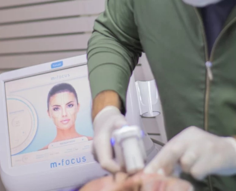 Dr. Fabio Barros prepara Roberta Rodrigues com Ultrassom Micro e Macro ...